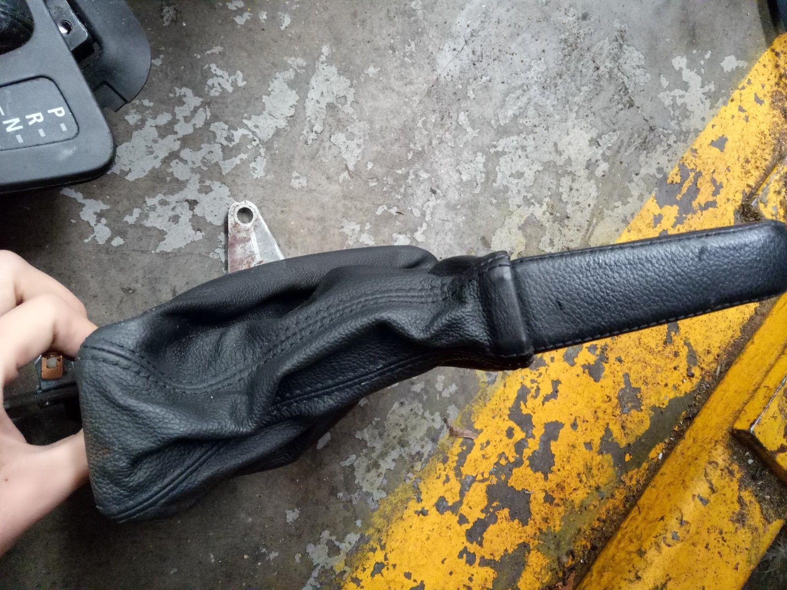 BMW E90 320i 2005 HANDBRAKE HAND BRAKE ASSEMBLY FITS 3/05-2/13 BLACK ...