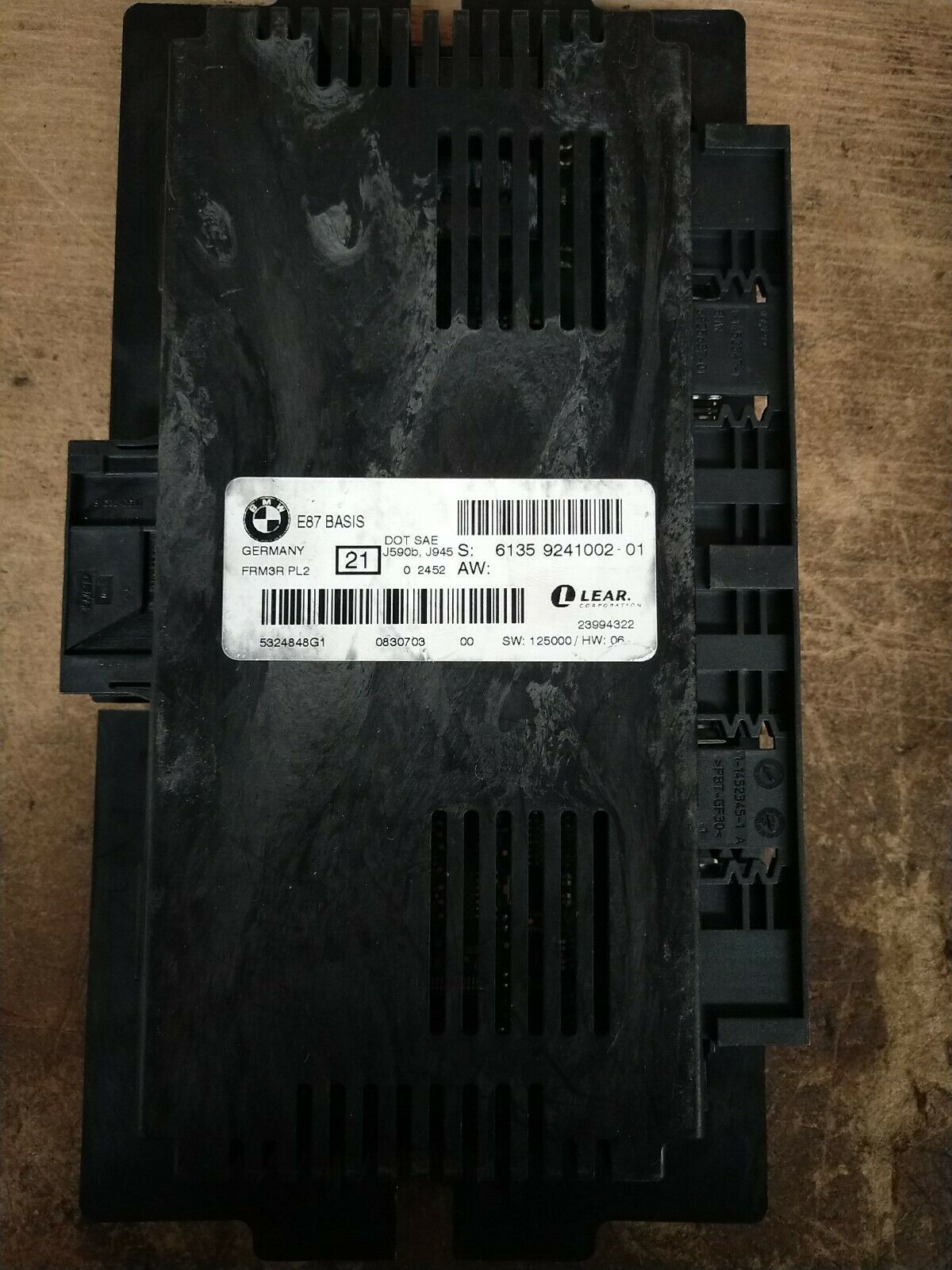 BMW E87 123d 1-SERIES BASIC FRM3R PL2 FOOTWELL MODULE ECU 61.35 9241002 ...