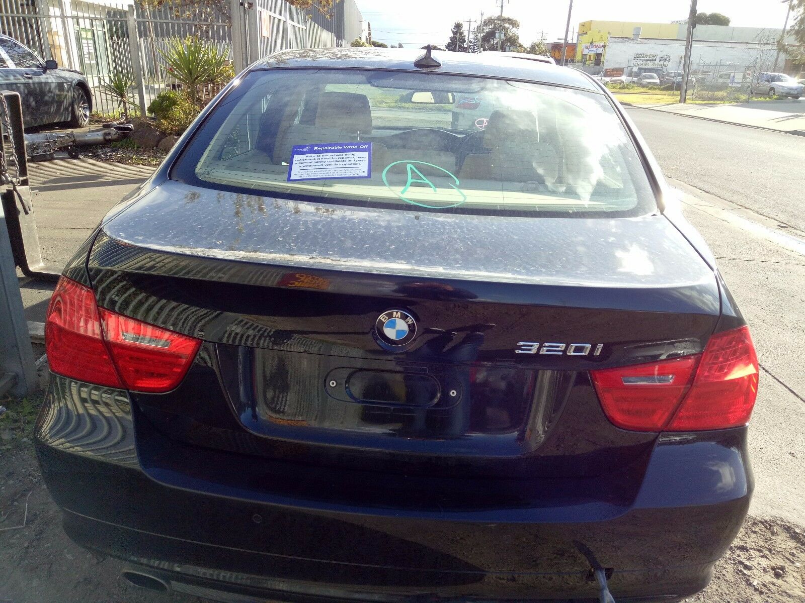 BMW E90 320i 2009 MODEL REAR BUMPER BAR BLACK SAPPHIRE METALLIC P/C 475 ...