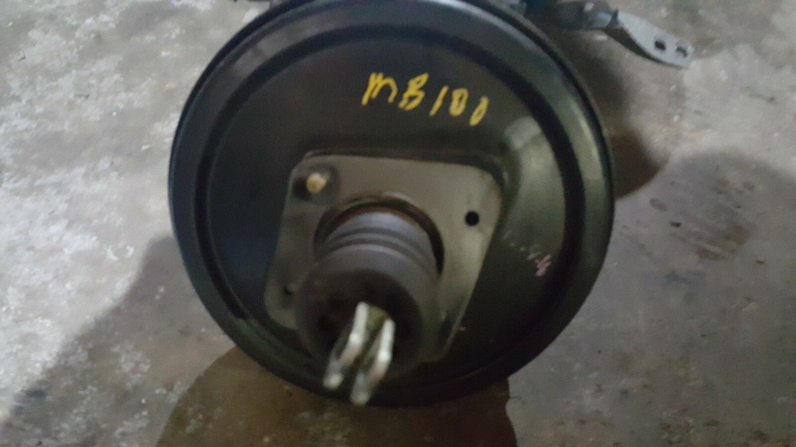 MERCEDES BENZ MB100 2002 MODEL BRAKE BOOSTER 2.3 LITRE FITS 99-03 ...