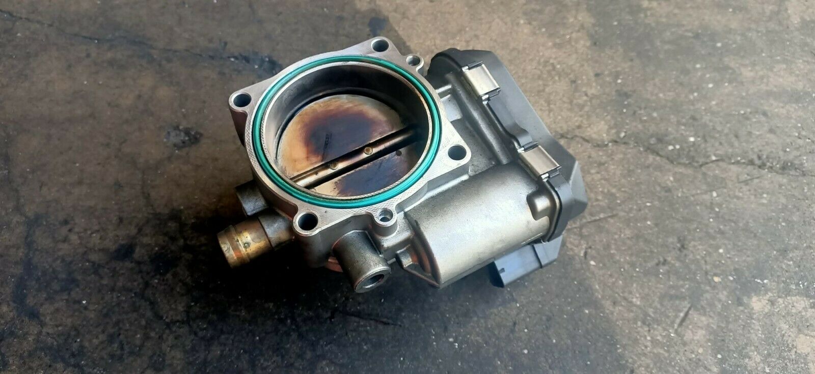 BMW E92 335i MODEL THROTTLE BODY GENUINE 1354 7556119-05 VDO ...