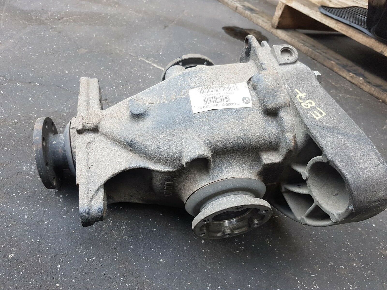 BMW E87 120i DIFFERENTIAL / DIFF FITS 2.0 L 3.91 RATIO 4 CYL 05-10 ...