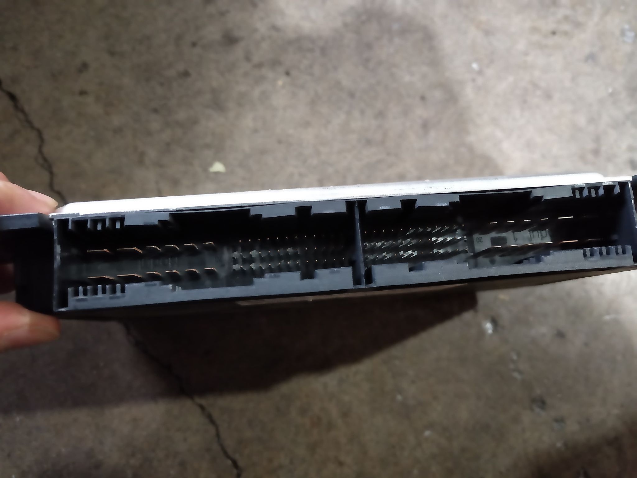 BMW E90 3-SERIES 2009 ECU MODULE / FOOTWELL MODULE FITS 05-13 # 6135 ...