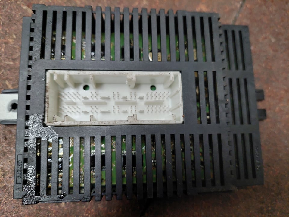 BMW E60 5-SERIES 540i 2005 LIGHT CONTROL MODULE UNIT/KIT ECU 9137775 ...