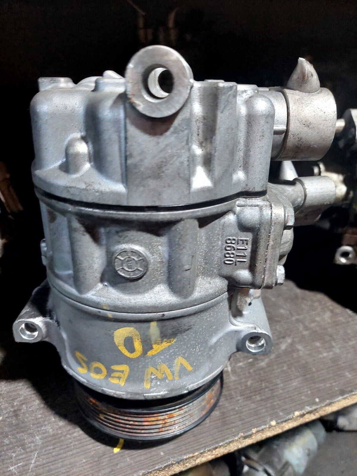 VW EOS 2008 A/C COMPRESSOR 2.0 DIESEL R134a 1K0820859F