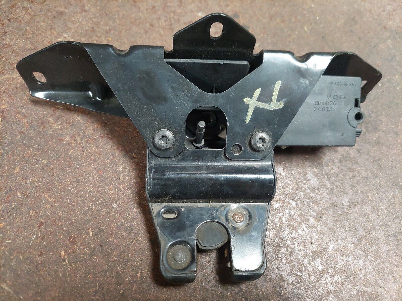 BMW E71 X6 TRUNK LOCK LATCH UK 7197081 FIT 07-13 - MELBOURNE BIMMER